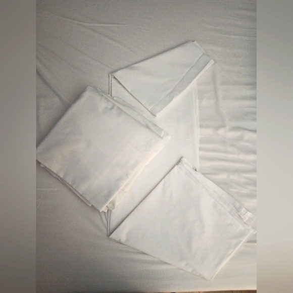 Bedding | Bed Sheets All Sizes | Poshmark